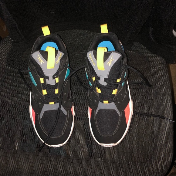 Reebok | Shoes | Rare Reebok Retro Futuristic Sneakers 55 40 Or 35 W ...